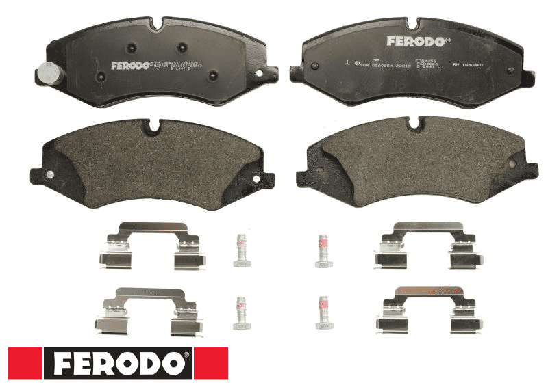 LR051626 TRW Front Brake Pad Set LR134700